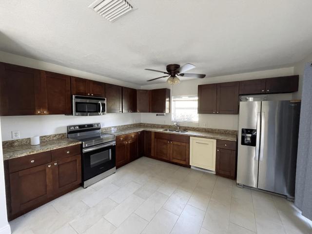 6411 96th Pl S, Boynton Beach, FL 33437 | MLS #R11153 | Compass