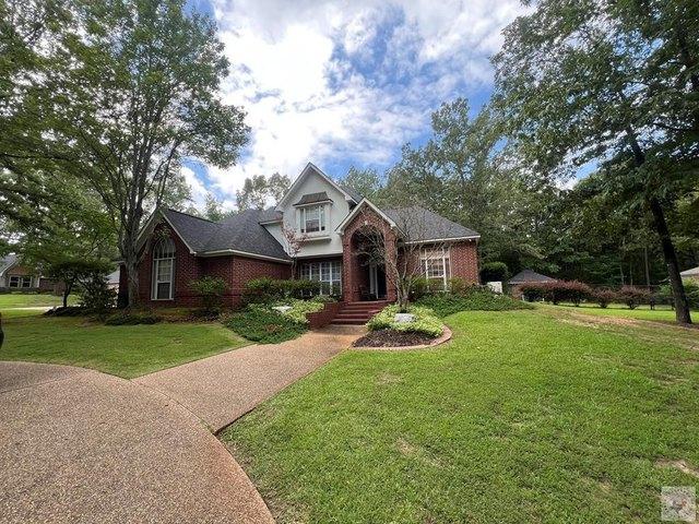 6412 Lakeridge Dr, Texarkana, TX 75503