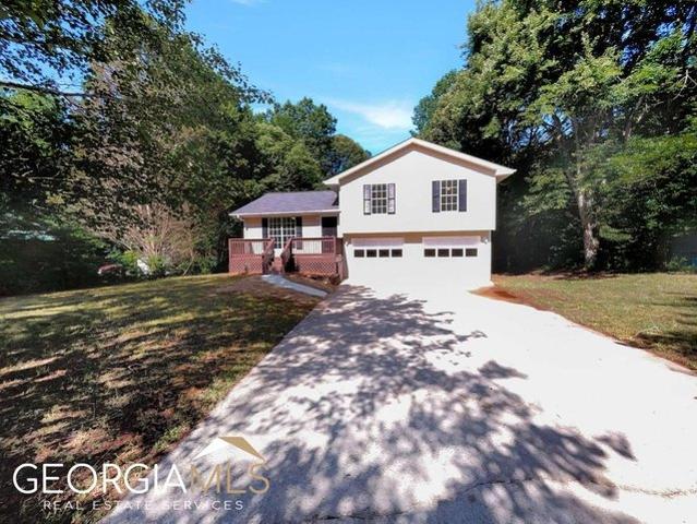 6412 River Hill Dr, Flowery Branch, GA 30542
