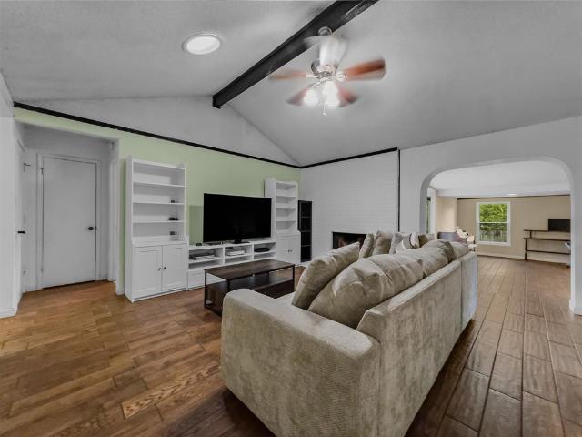 6412 Storm Drive