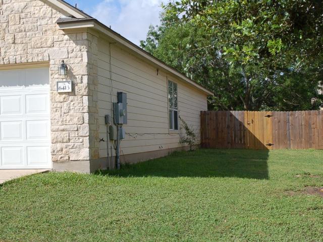 6413 Baythorne Dr