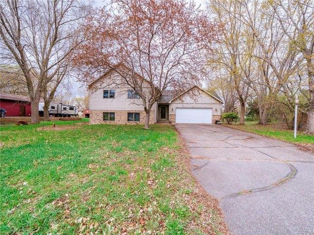 6413 Laurel Rd, Saint Cloud, MN 56303