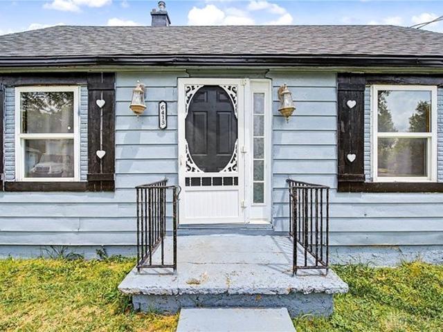 6413 Post Town Rd, Trotwood, OH 45426