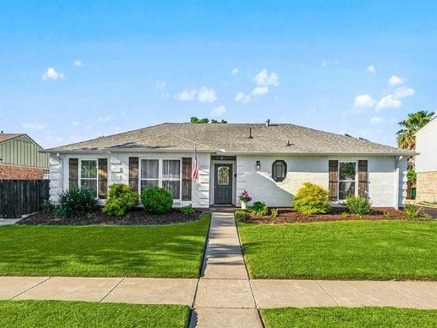 6413 Schouest St, Metairie, LA 70003