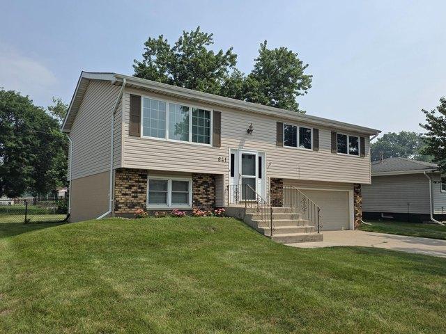 641 205th Pl, Dyer, IN 46311