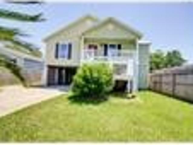 641 4th St, Dickinson, TX 77539 | MLS #14675 | Compass