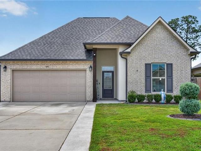 641 Claiborne Trails Dr, Slidell, LA 70458