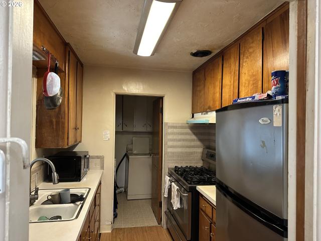 641 bryan st
