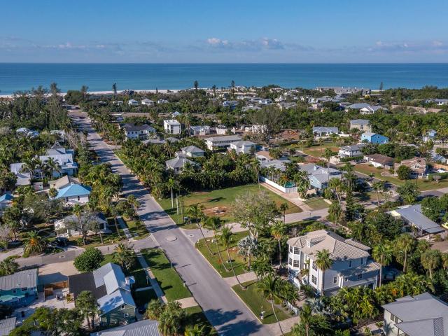 641 Broadway Street, Longboat Key, US, FL