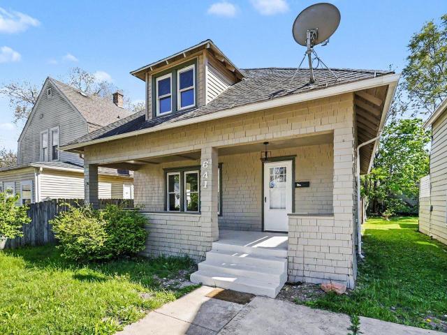 641 E 4th Street