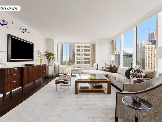 641 Fifth Ave # 32D, New York, NY 10022