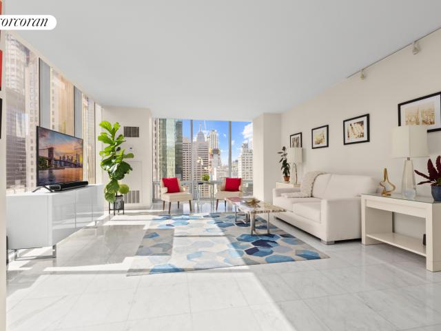 641 Fifth Avenue, New York, NY