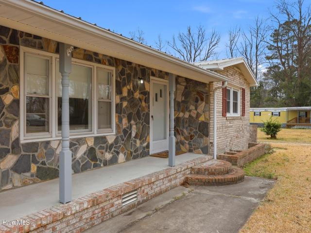 641 Haws Run Road
