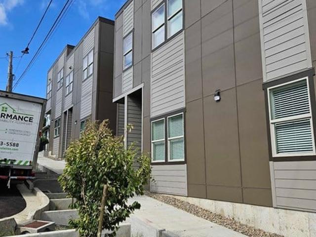 641 Harrison Street 2/2 875 sqft