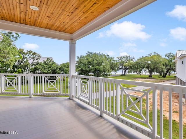 641 N Beach Boulevard