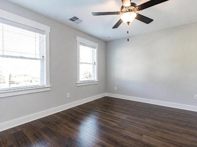 641 N O'Neil Street 301