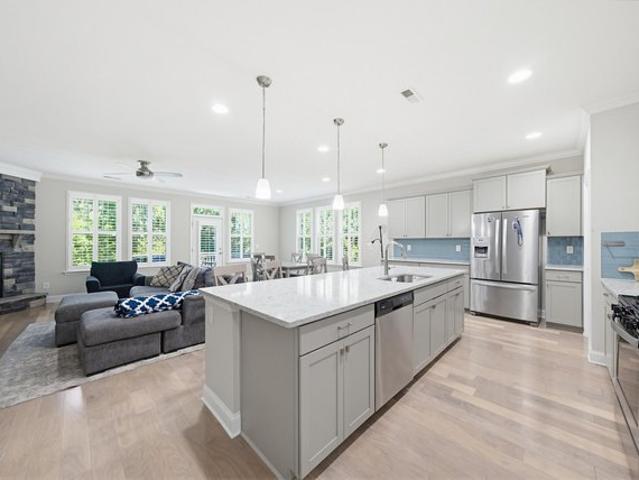 641 Newlyn Dr, Raleigh, NC 27606
