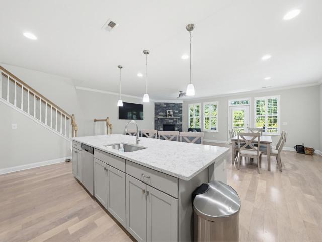 641 Newlyn Drive