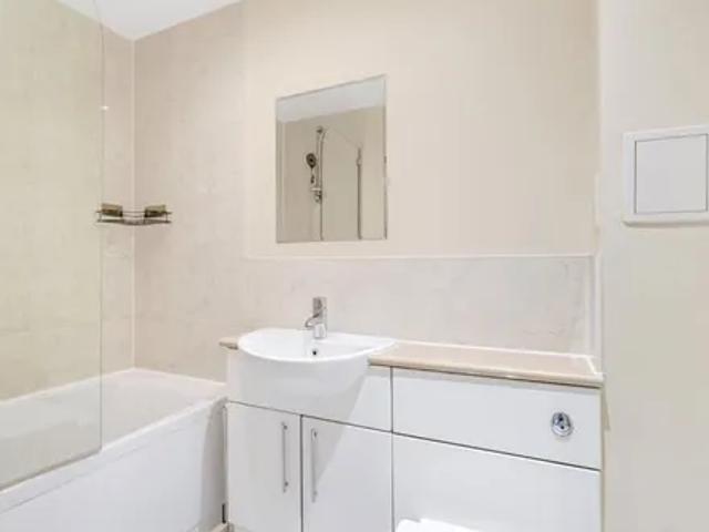 641 Seven Sisters Road, London, N15 5EP, United Kingdom | 6 bed house for rent #168322130 | Rentberry