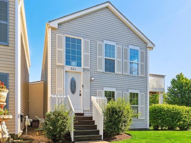 641 Serendipity Dr, Aurora, IL 60504