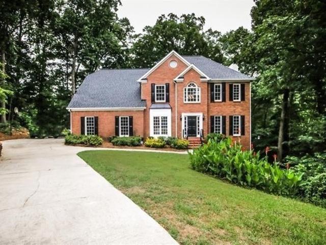 641 Summertree Ct SE, Mableton, GA 30126