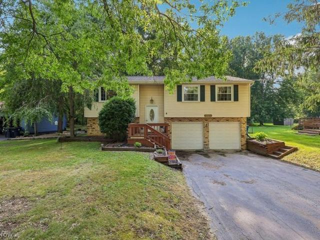 641 Rosegarden Dr NE, Warren, OH 44484