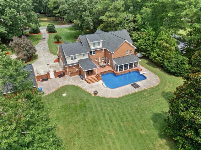 641 Ravenwoods DR