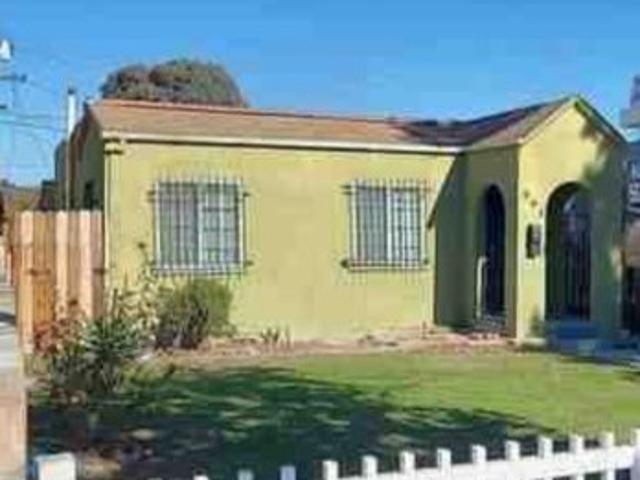641 W 108th St, Los Angeles, CA 90044