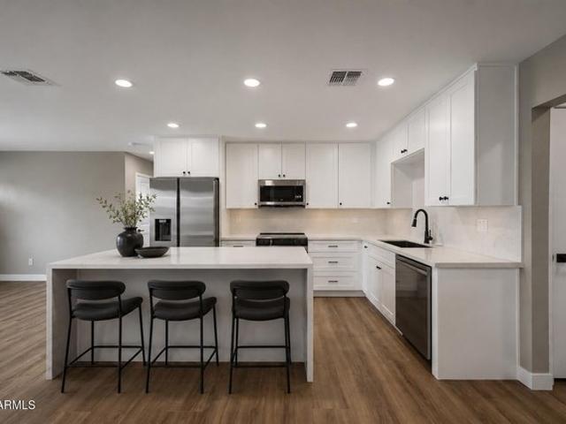 641 W Emerald Ave, Mesa, AZ 85210