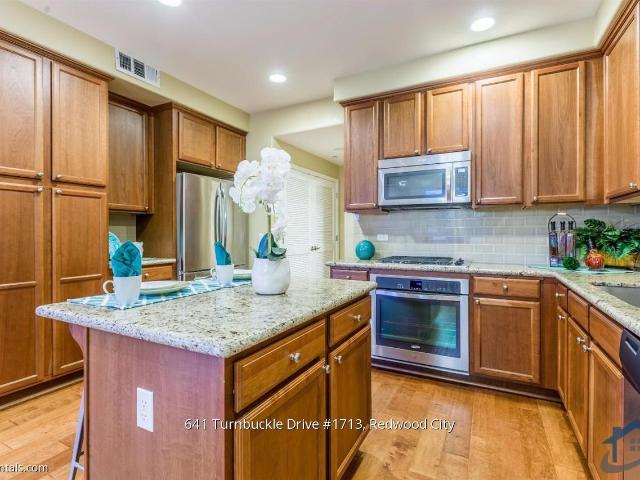641 Turnbuckle Dr, Unit 1713, Redwood City, CA 94063 | MLS #ML82041 | Compass