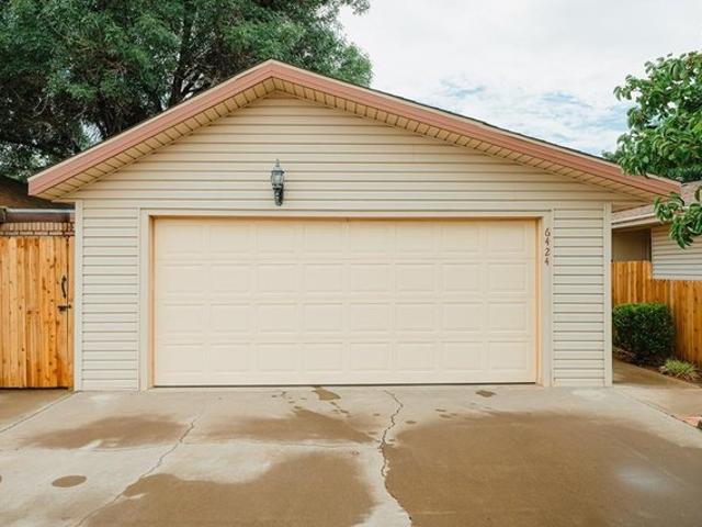 6424 Amber Dr, Odessa, TX 79762