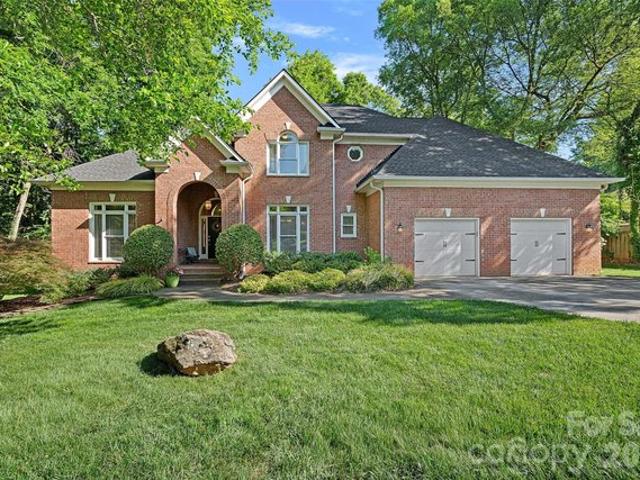 6424 Creola Rd, Charlotte, NC 28226
