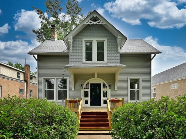 6424 Sinclair Ave, Berwyn, IL 60402