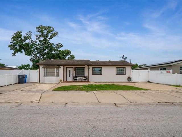 6424 Yorkshire Rd, Tampa, FL 33634