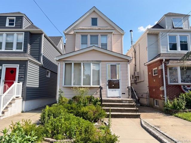 6424 80th Ave, Ridgewood, NY 11385