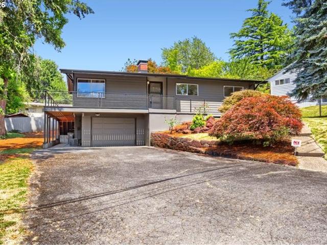 6425 SW Radcliffe St, Portland, OR 97219