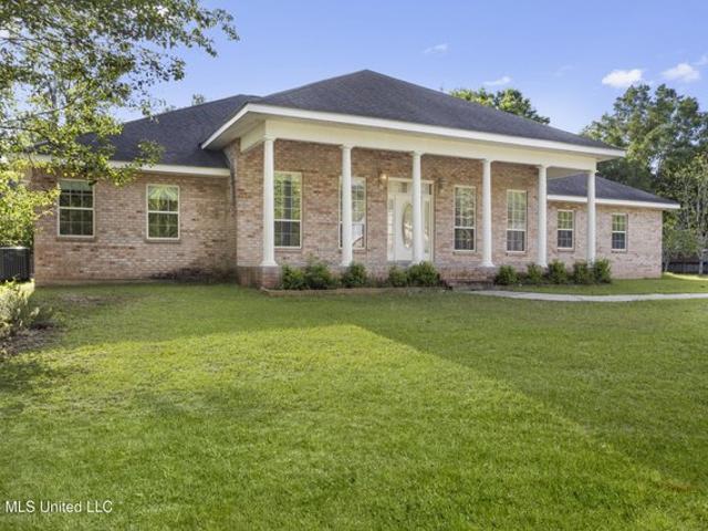 6426 Apelehama Rd, Diamondhead, MS 39525