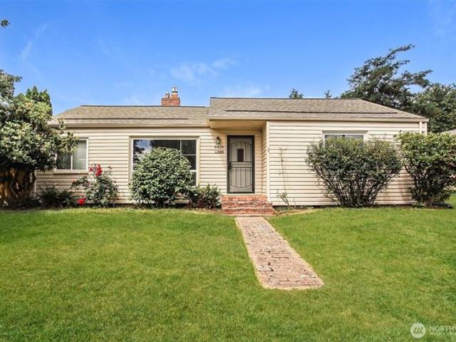 6426 S G St, Tacoma, WA 98408