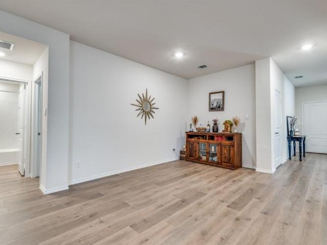 6427 Whitecap Dr, Princeton, TX 75407 | MLS #20902