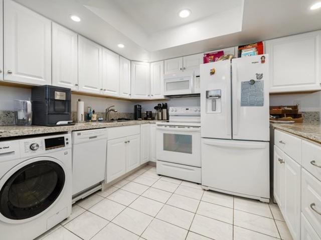 64281 Spyglass Ave Unit 42, Desert Hot Springs, CA 92240