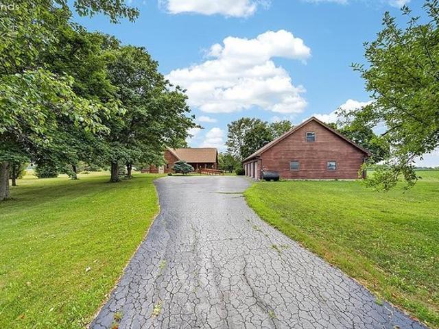 6428 County Road 330, Fostoria, OH 44830
