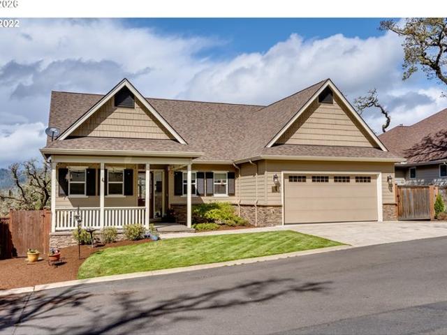 6428 Dogwood St, Springfield, OR 97478