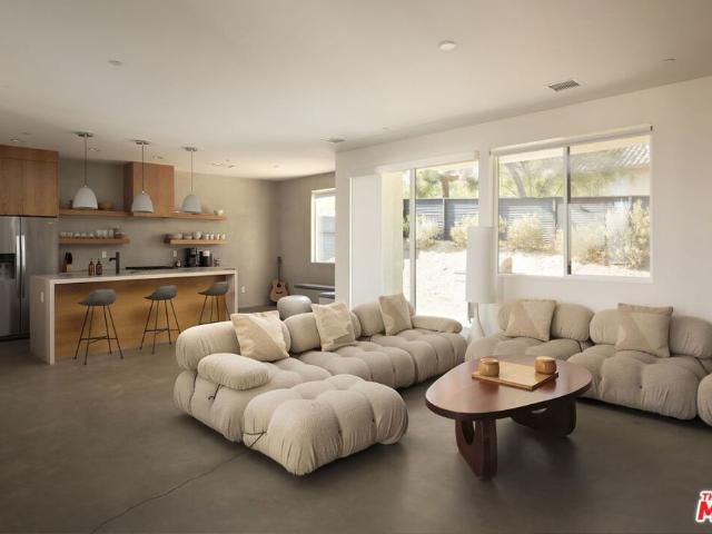 6429 Palo Alto Avenue