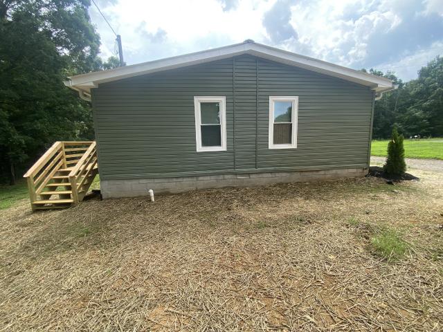 6420 Cochran Ln