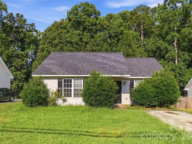 6421 Elgywood Ln, Charlotte, NC 28213