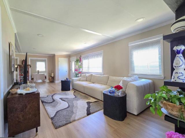 6421 Inwood Drive