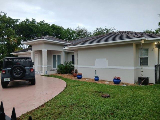 6421 SW 56th St, South Miami, FL 33155