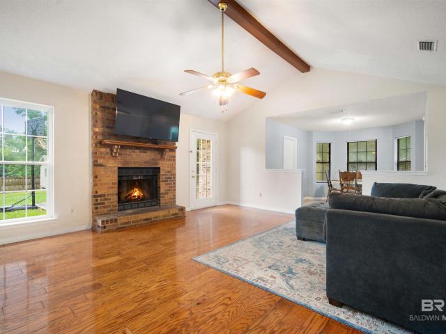 6421 Saint Thomas Court