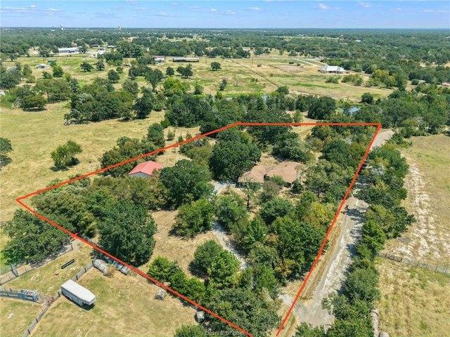 6422 Minter Spring Rd, College Station, TX 77845