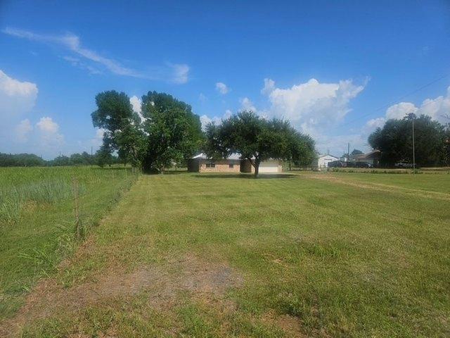 6422 Farm to Market # 50, Brenham, TX 77833